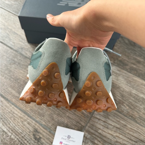 New Balance | Shoes | Brand New New Balance 327 Juniper Green Mens ...